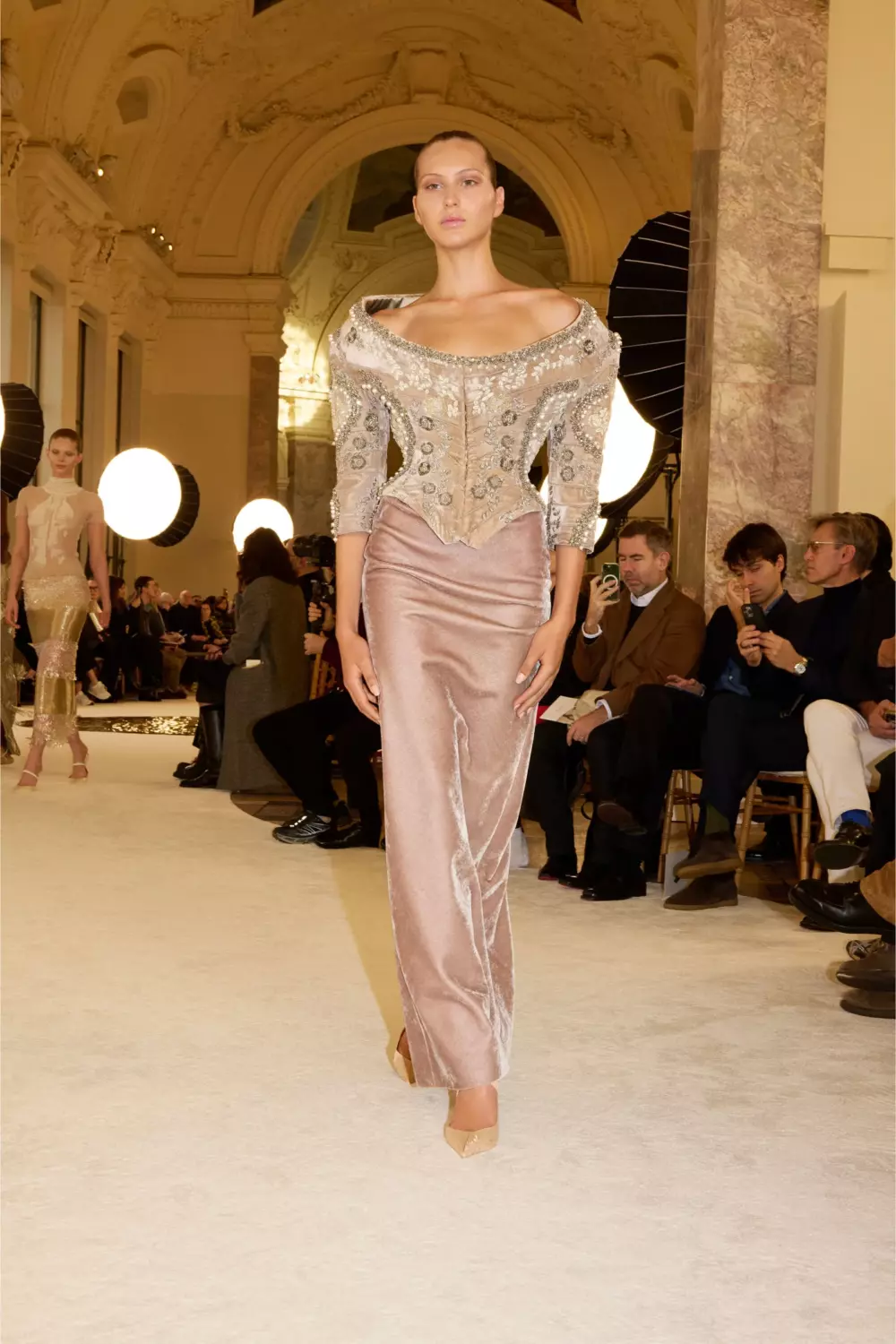 00025-schiaparelli-spring-2025-couture-credit-brand – VEIN Magazine